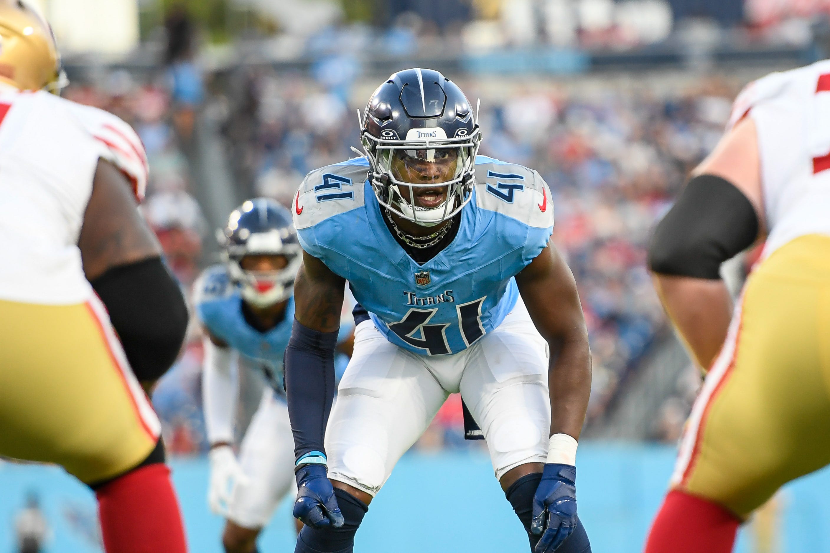 PFF names linebacker as the Tennessee Titans' biggest remaining need