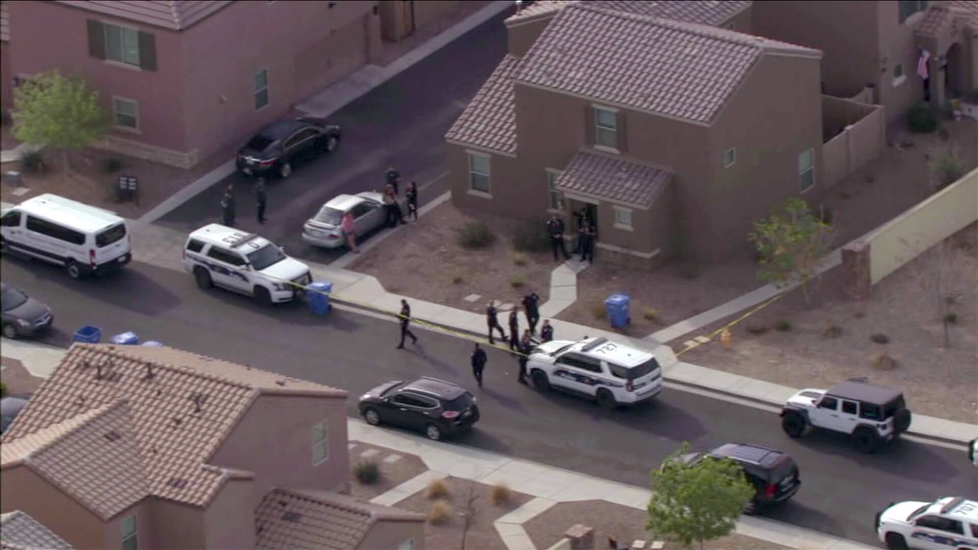 2 dead in apparent murder-suicide at west Phoenix home, police say