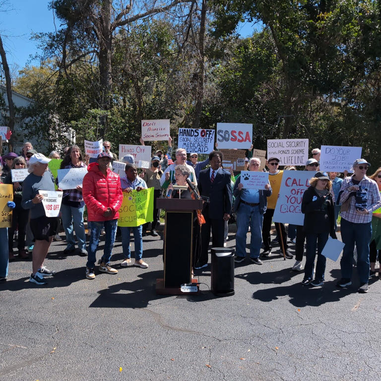Tallahassee democrats, seniors protest feared Social Security cuts ...