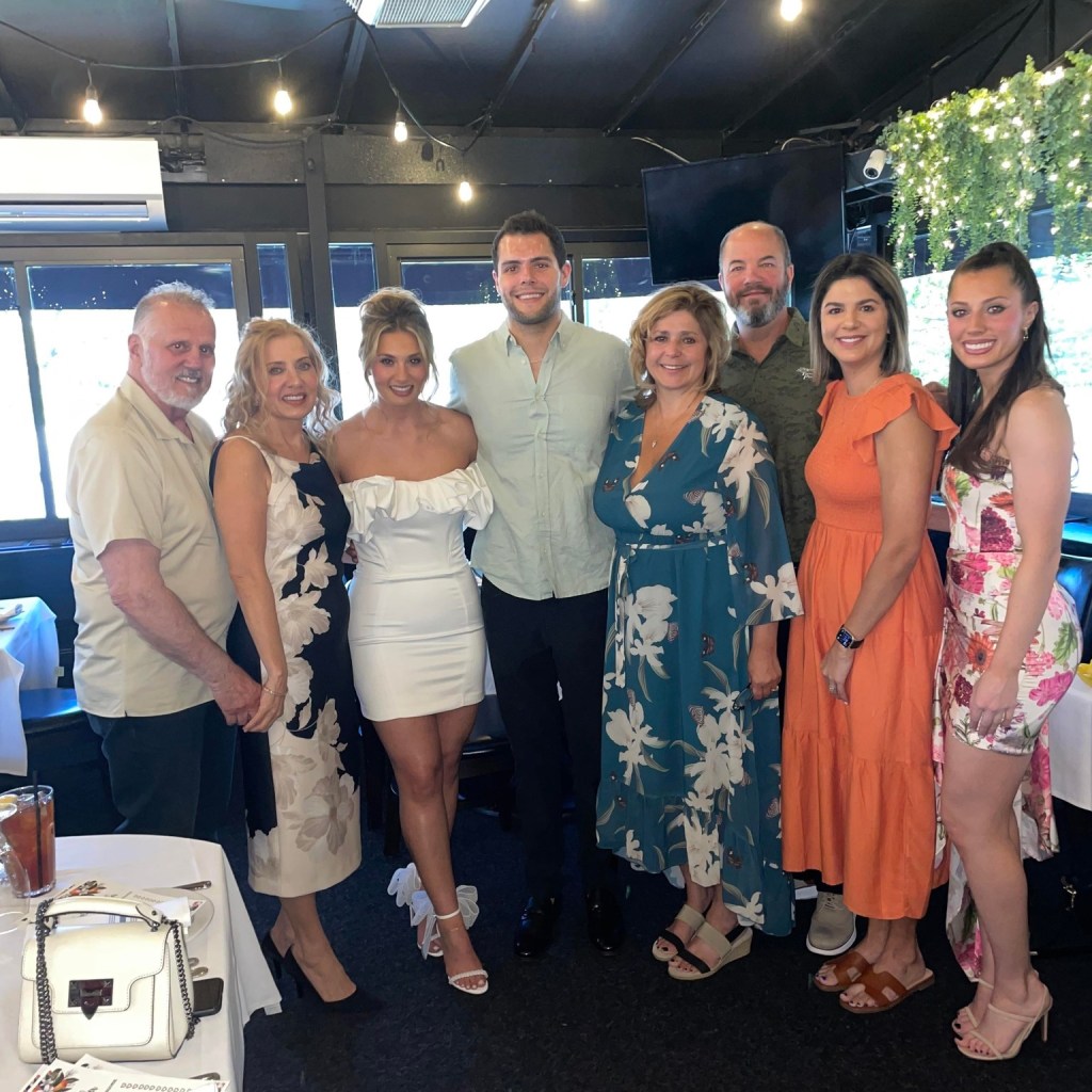 Married Illinois special education teacher charged with molesting 15 ...