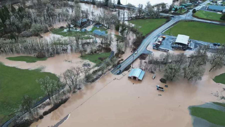 Gov. Kotek declares state of emergency as floods overwhelm southern Oregon
