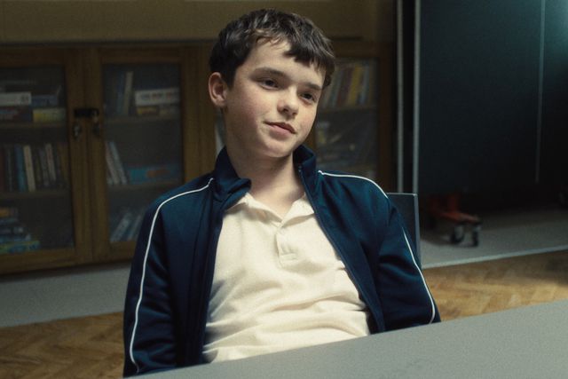“Adolescence”'s Owen Cooper, 15, Wins at Emmys 2025, Making History as ...