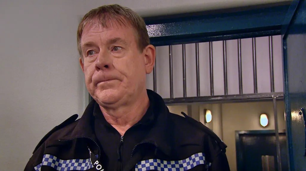 Emmerdale's PC Swirling issues concerning update as the villagers reel