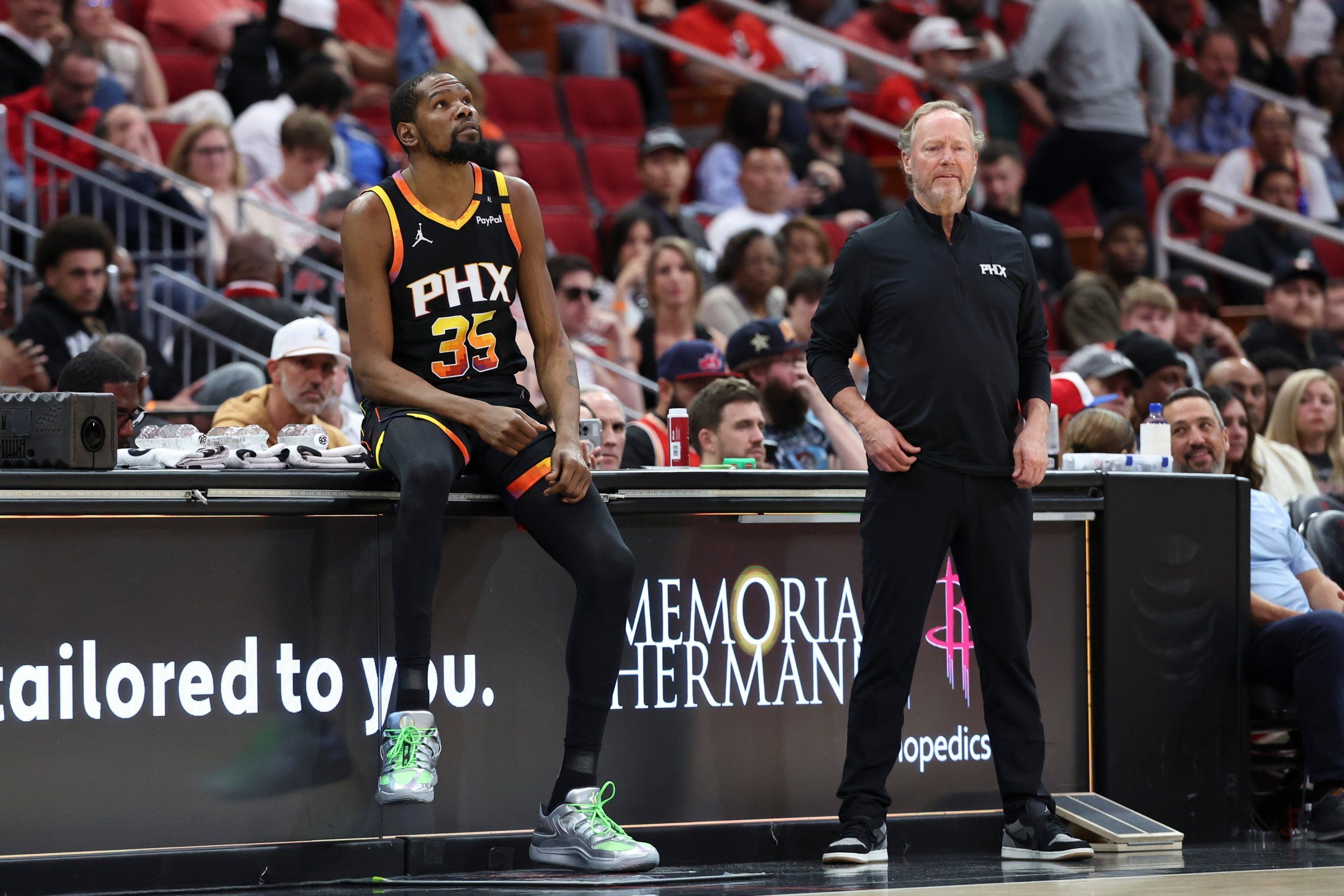 NBA rumors: Phoenix Suns could let third coach be fall guy to appease ...