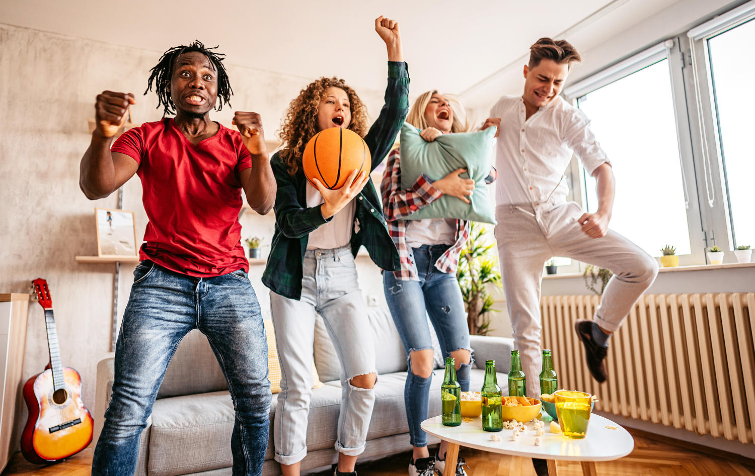 34 slam-dunk food deals for March Madness