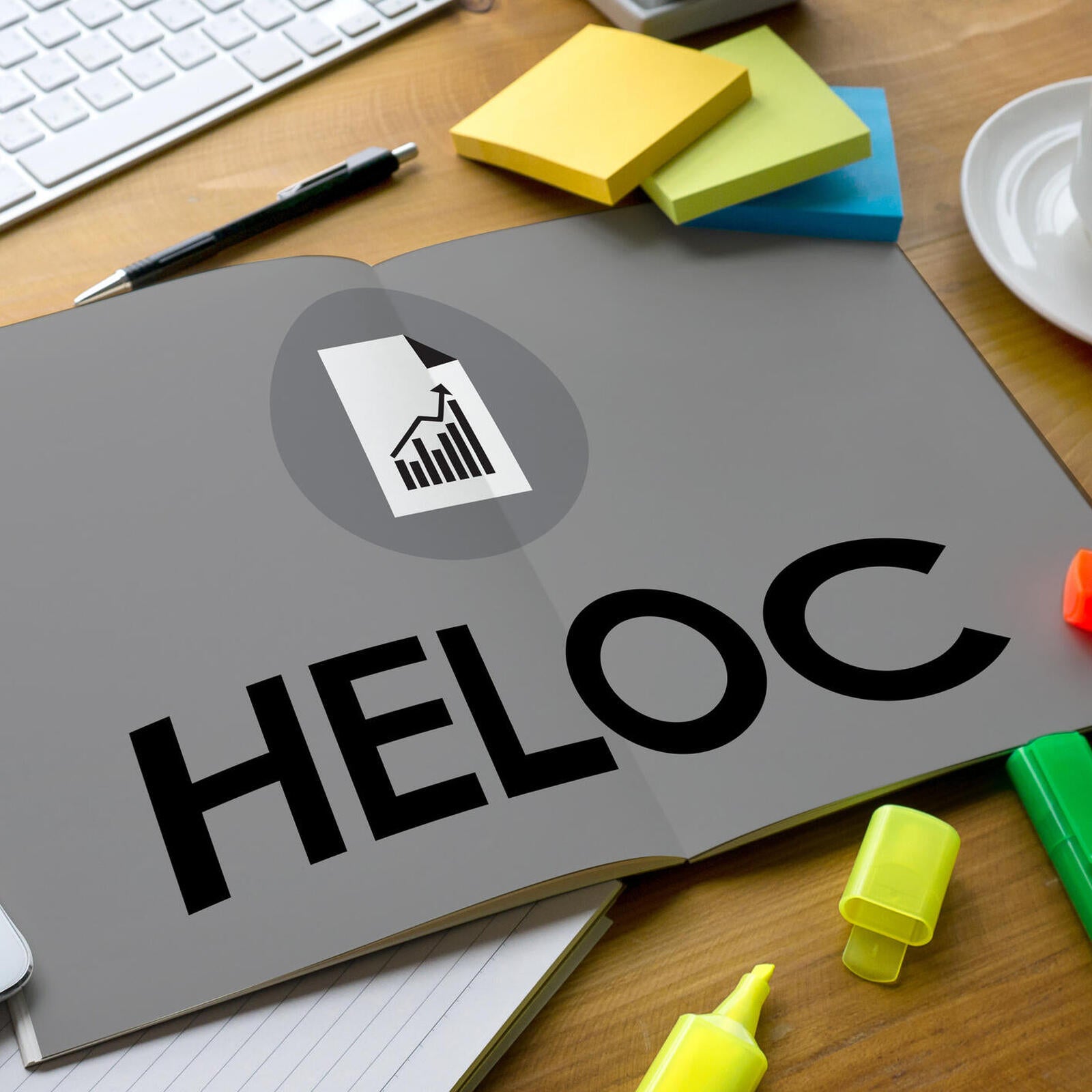 Why are HELOC rates so much lower than home equity loans now? Experts ...