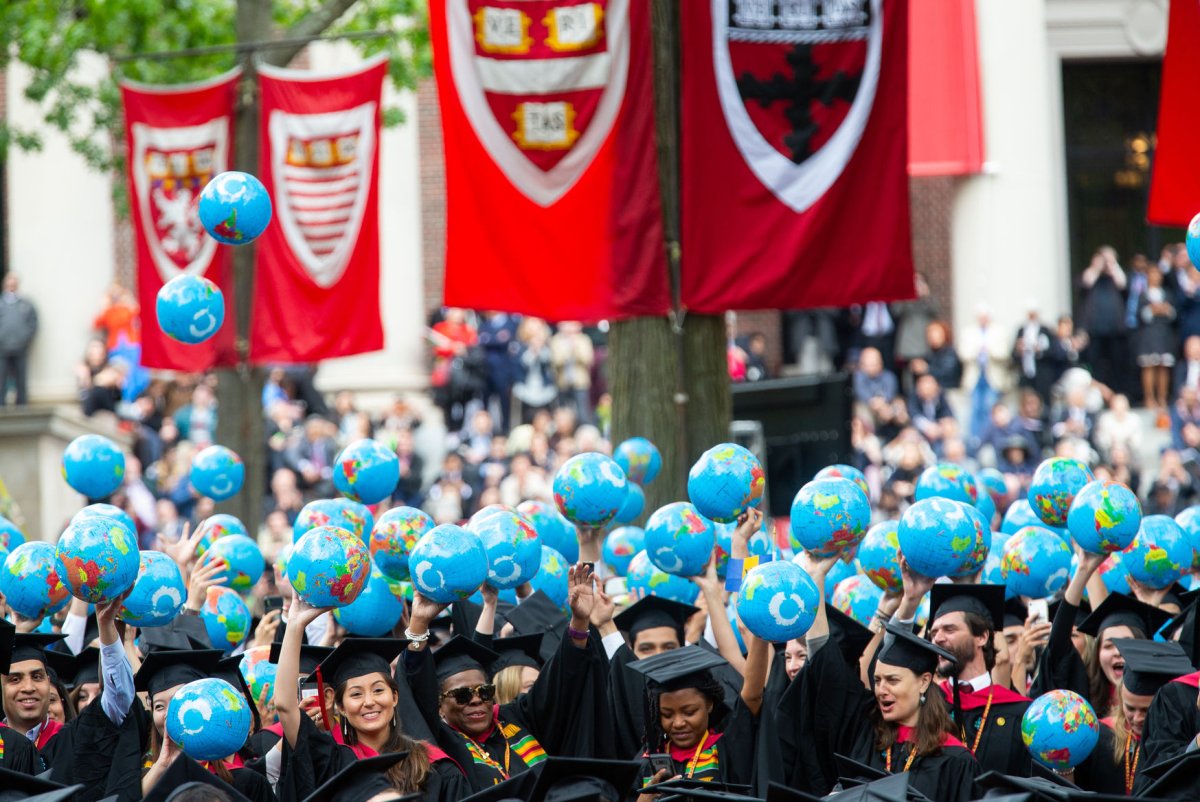 Harvard offers free tuition for families of students who earn less than ...