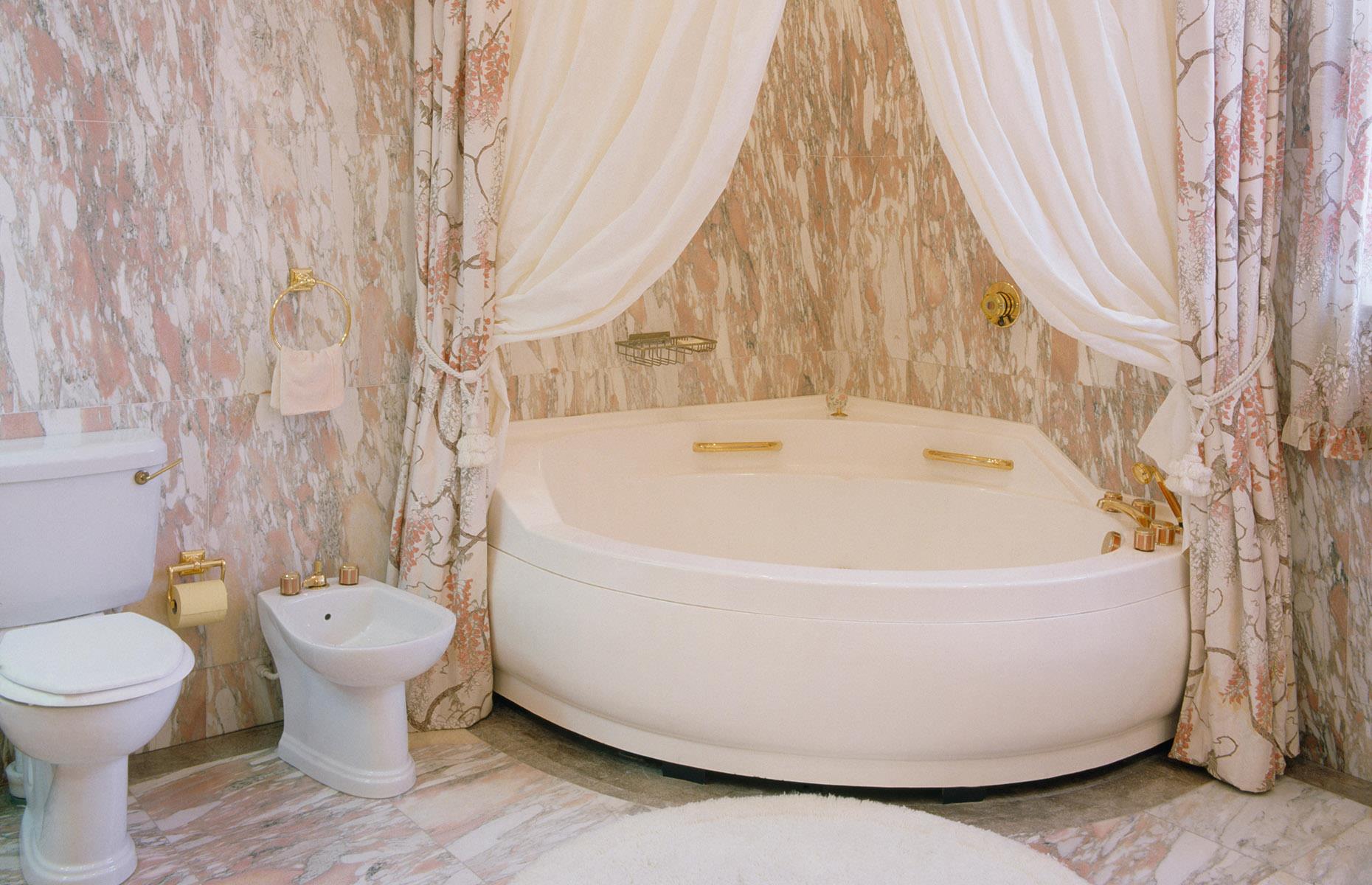 Was your 1980s home decorated exactly like this?