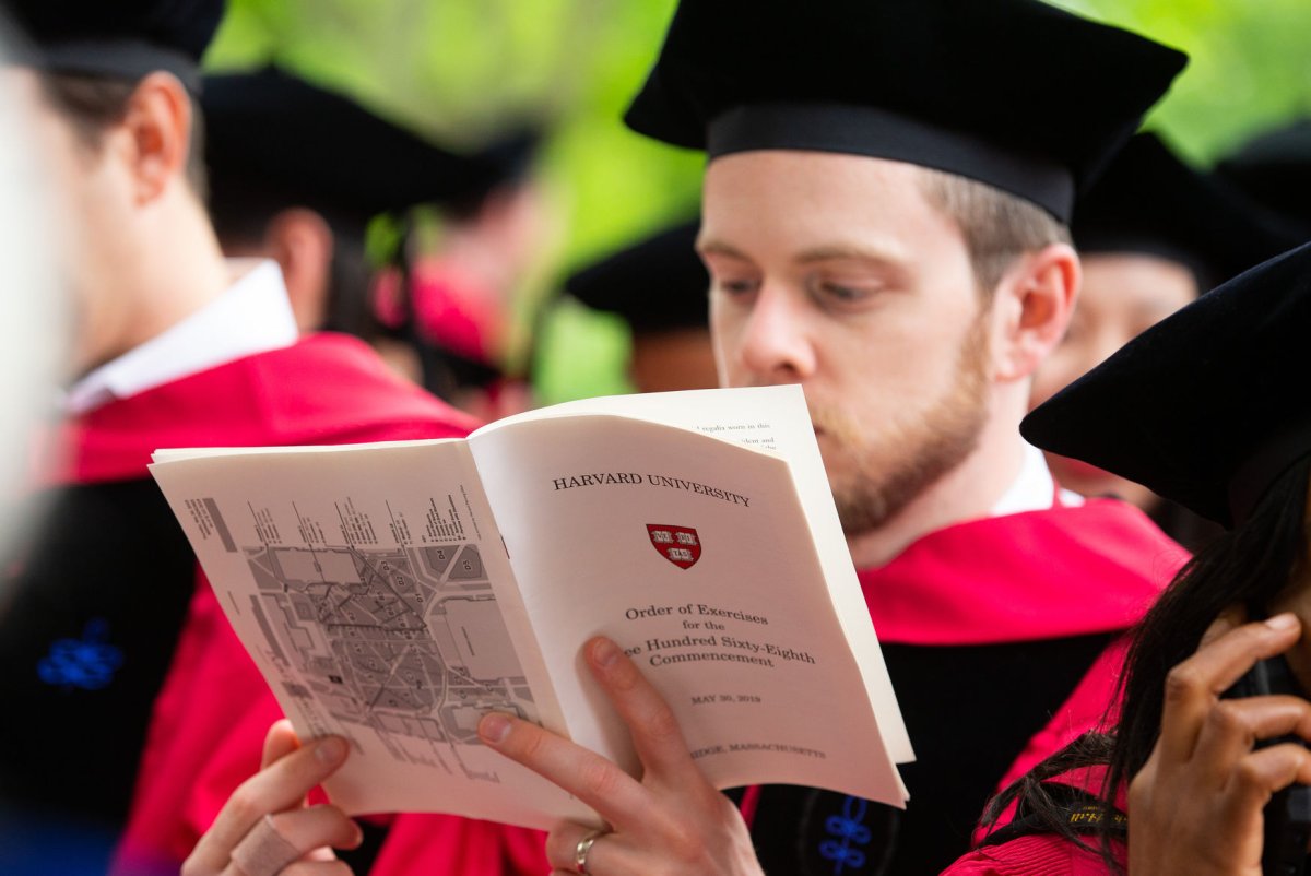 Harvard offers free tuition for families of students who earn less than ...