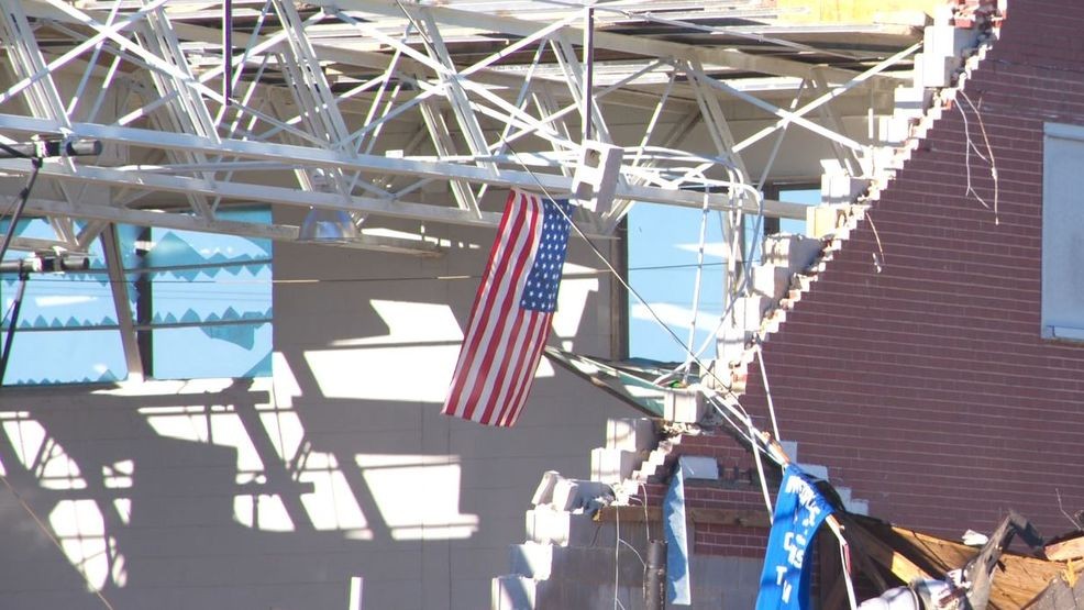 'Our house shook': Winterboro residents begin clean up after EF-2 tornado