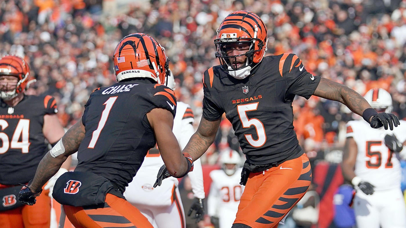 Two record-setting NFL contracts handed out hours apart, plus biggest ...