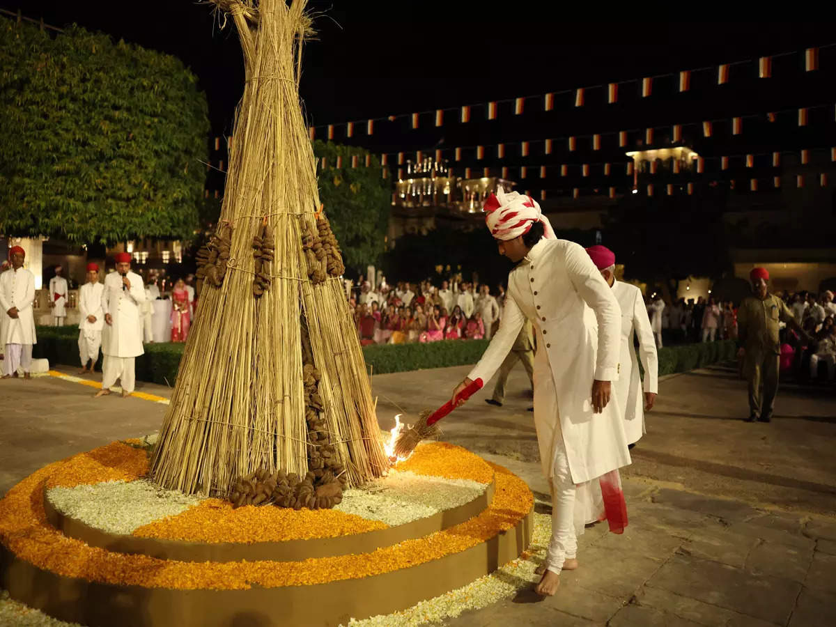 Fire, faith and festivities: Jaipur’s royal Holi legacy
