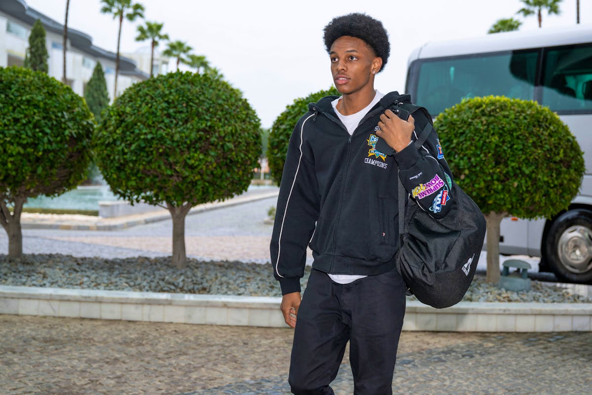 Dans les pas d'Alvyn Sanches pour son premier jour avec la Nati