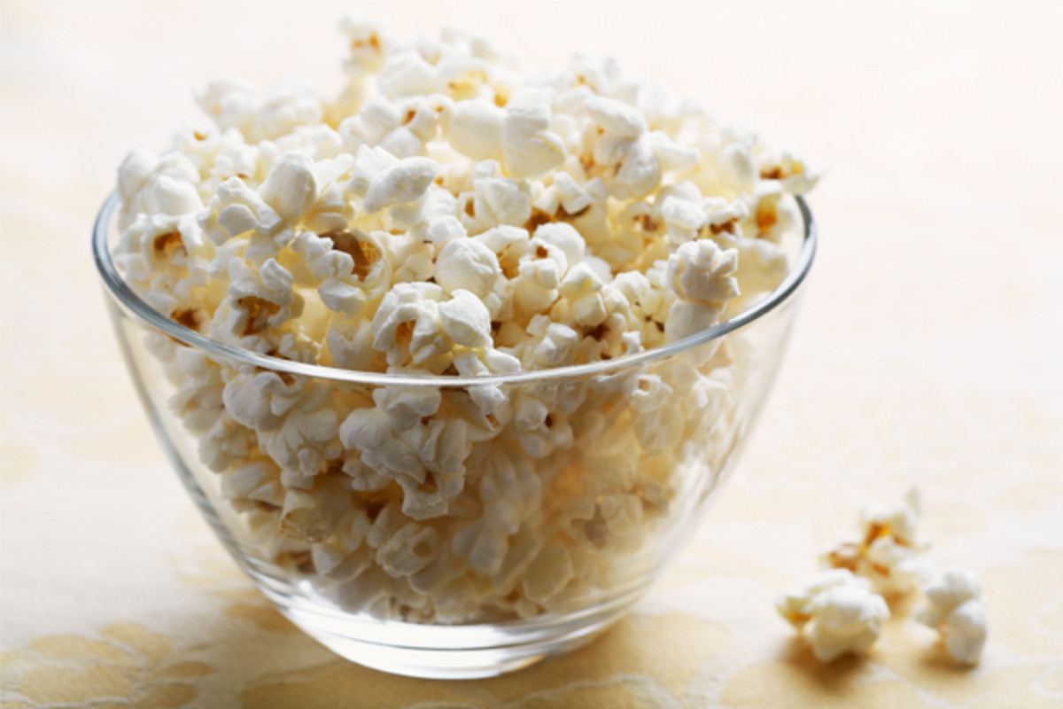 San Francisco Giants' New Souvenir Popcorn Bat Sparks Fan Reaction