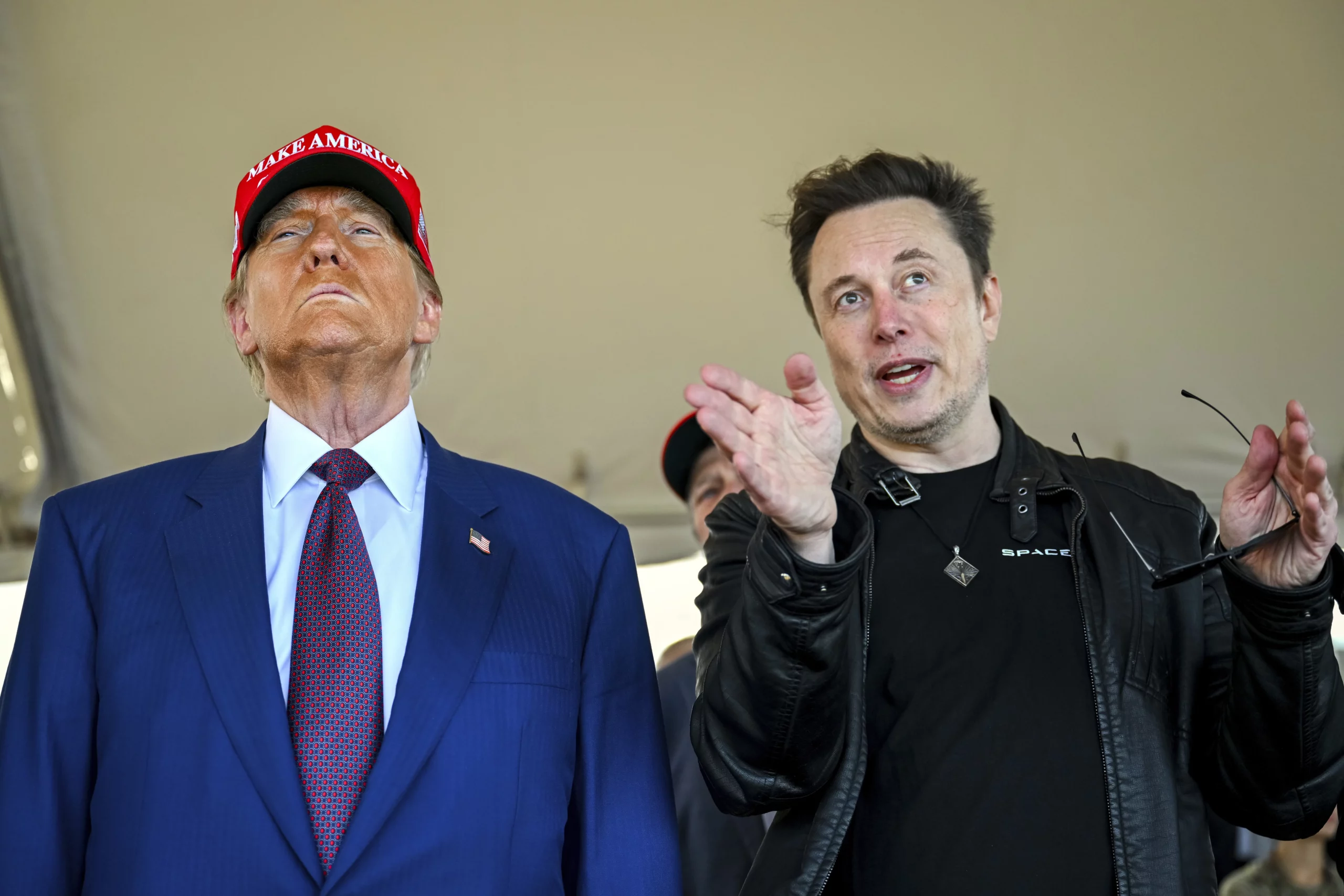Trump thanks NASA ‘geniuses’ for helping SpaceX rescue stranded astronauts