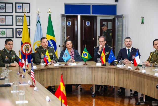 Colombia estrena la Presidencia de Ameripol: el general Triana presentó ...