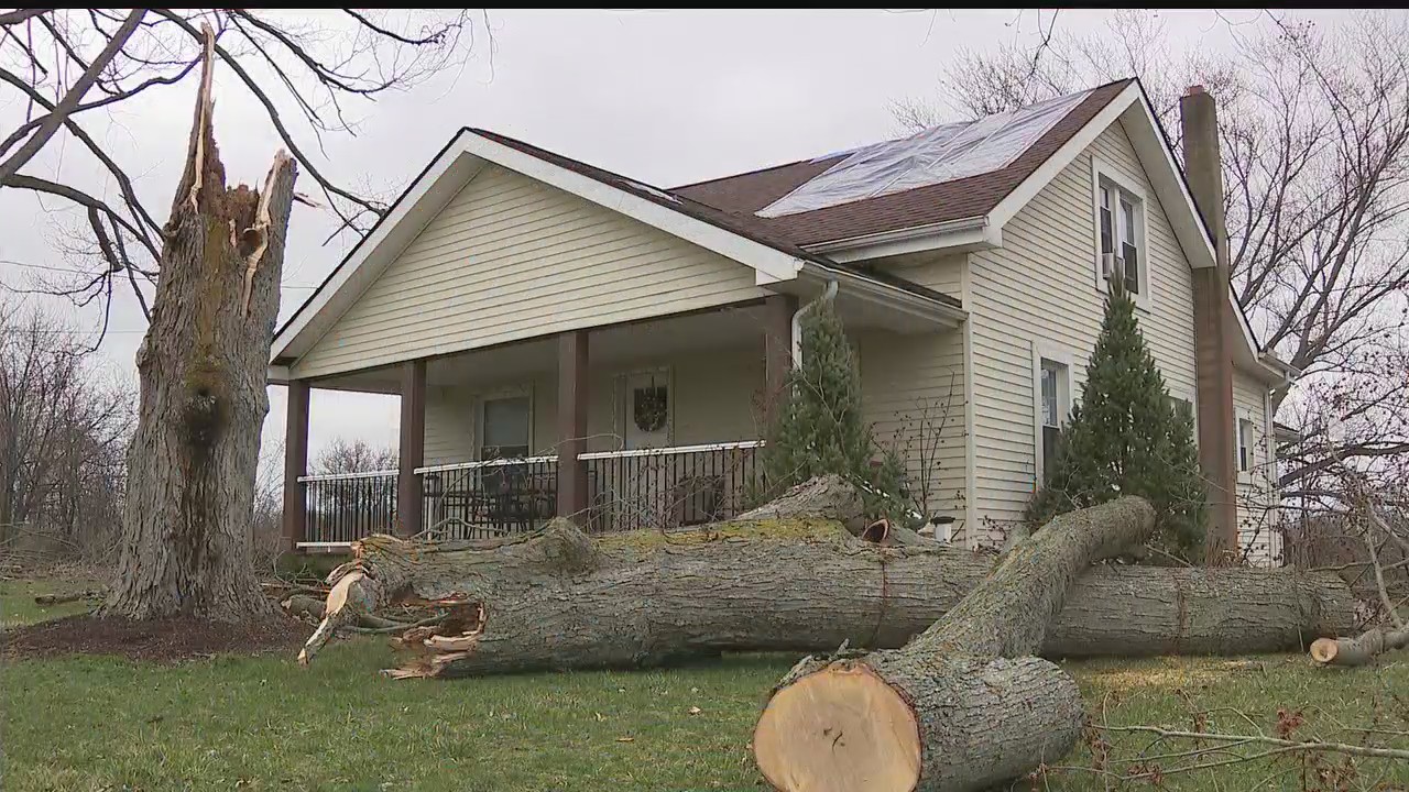 Sunday’s severe weather brings damage, road closures and thousands of ...