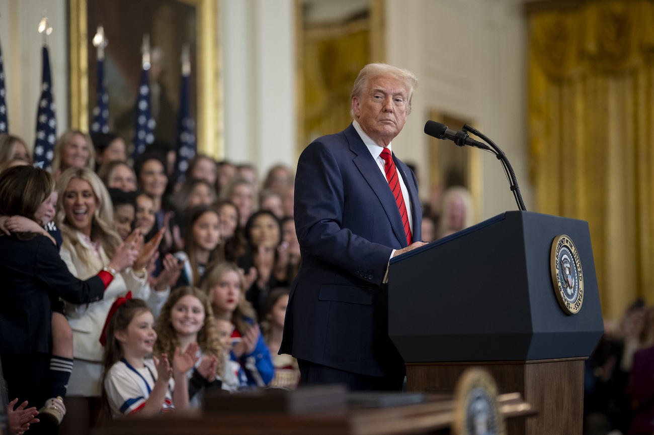 Trump Confirms Full Release of Kennedy Files, Without Official Summary