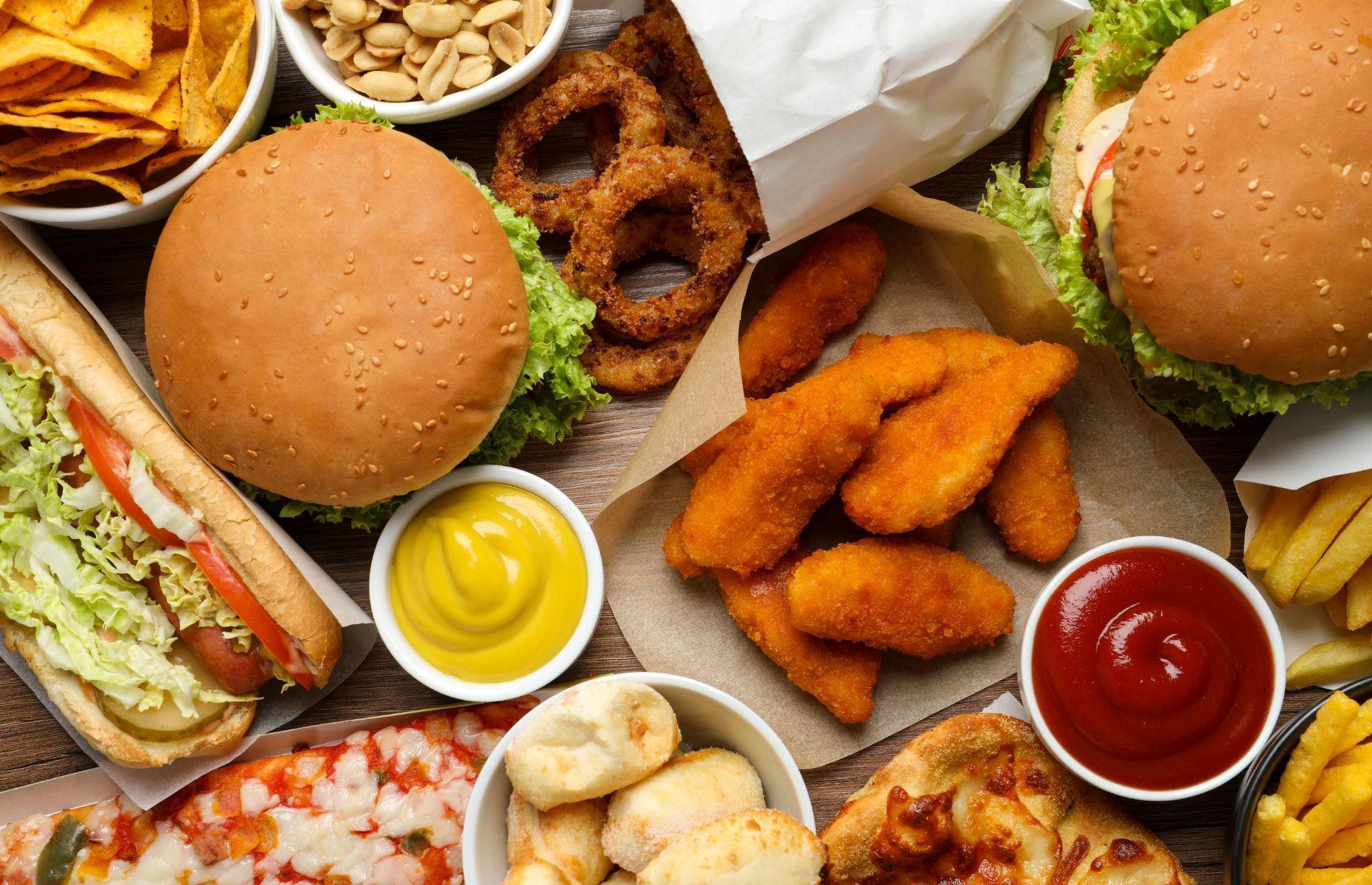 The 31 WORST foods to eat before bedtime