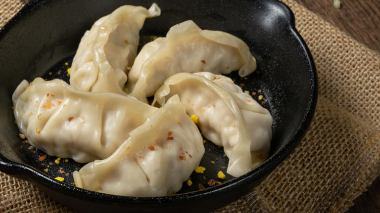The Best Type Of Pan To Use For Perfect Crispy Dumplings
