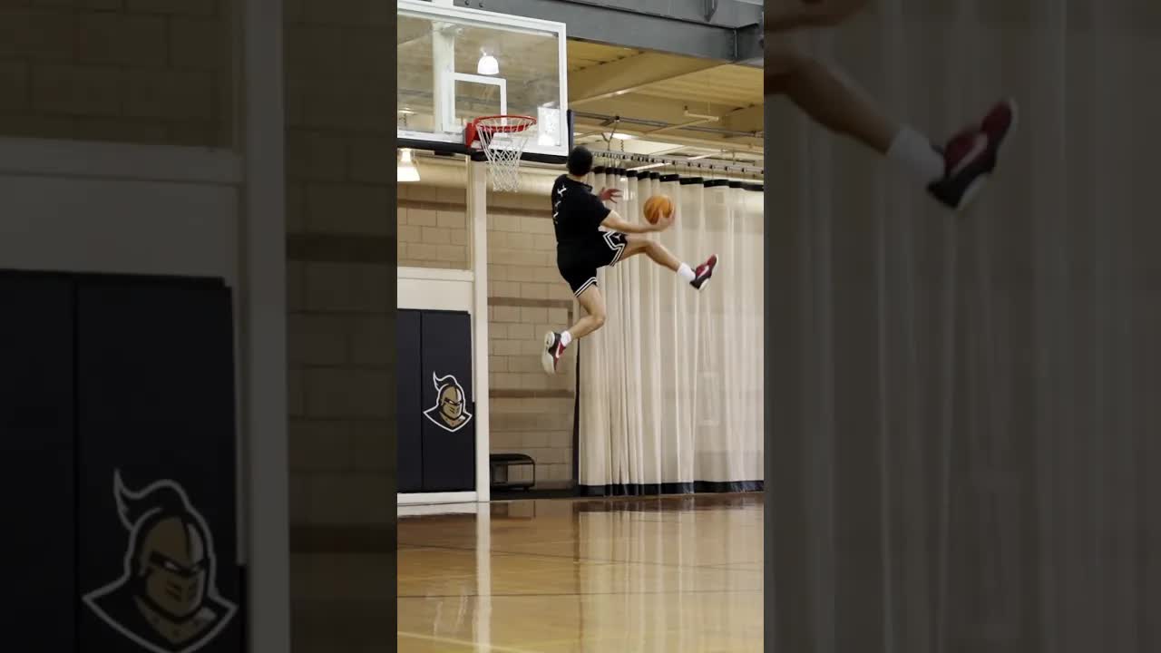 Amazing Basketball Skills: High-Flying Dunks and Shots
