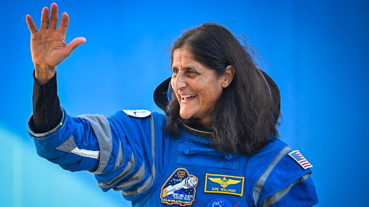 Watch LIVE: Sunita Williams boards SpaceX Dragon with Butch Willmore to ...