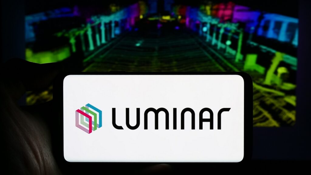 YouTuber Puts Tesla, Luminar Stocks Into The Spotlight