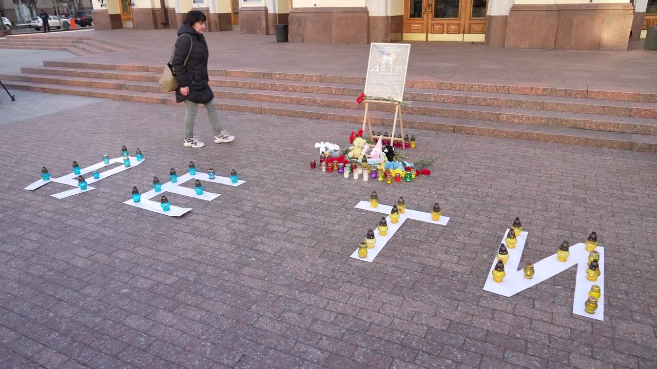 Remembering the victims of the Mariupol Drama Theater bombing