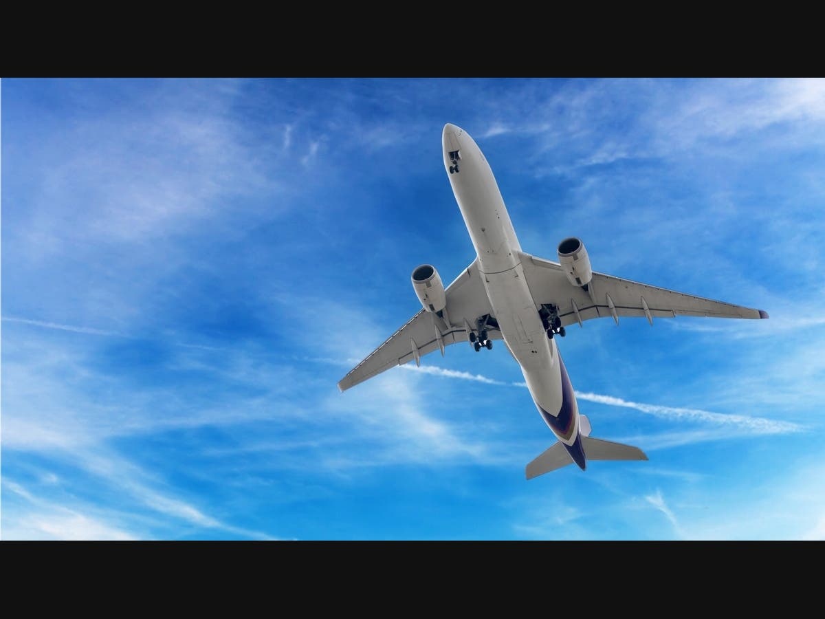 Delta Plane Wing Strikes LaGuardia Airport Runway During Landing