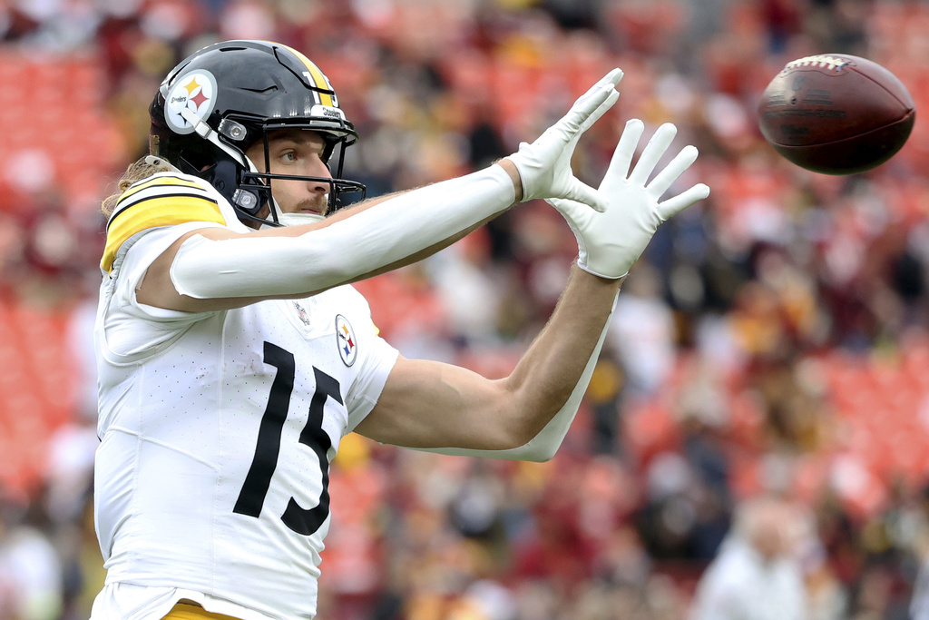 Steelers traen de vuelta a los wide receivers Scotty Miller y Ben Skowronek