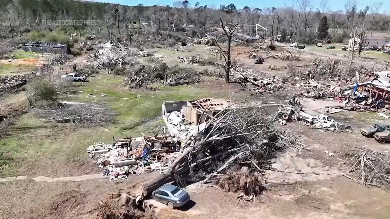 Small Alabama town begins cleanup from deadly tornado