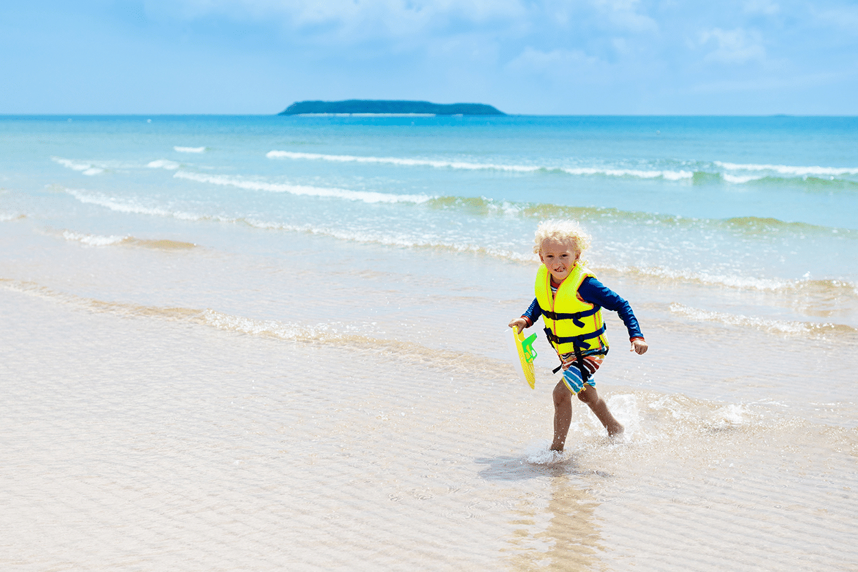 What to do with a Baby or Toddler at the Beach