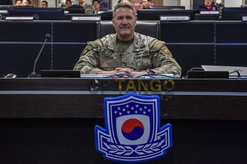 USFK general vows to maintain 'strong, forward-deployed force' in South ...