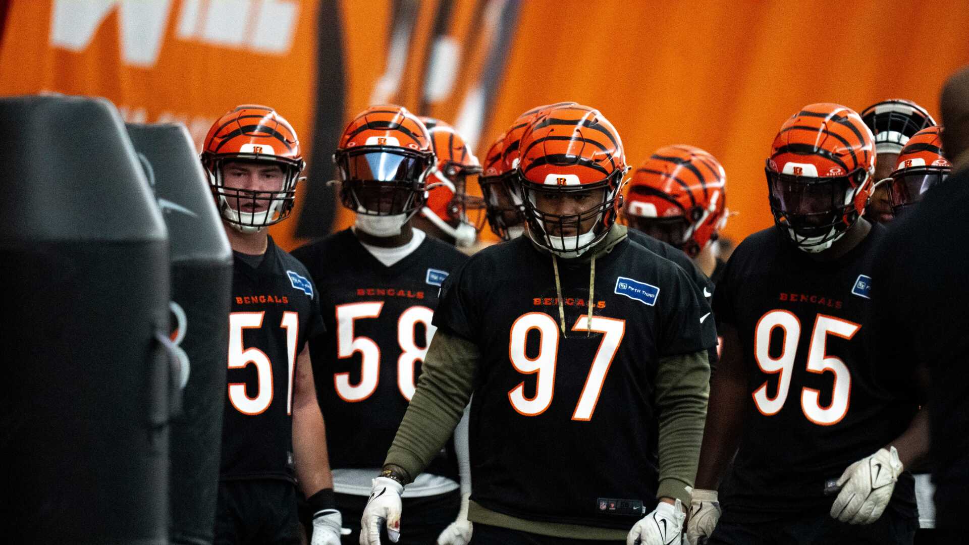 Jets sign DT Jay Tufele