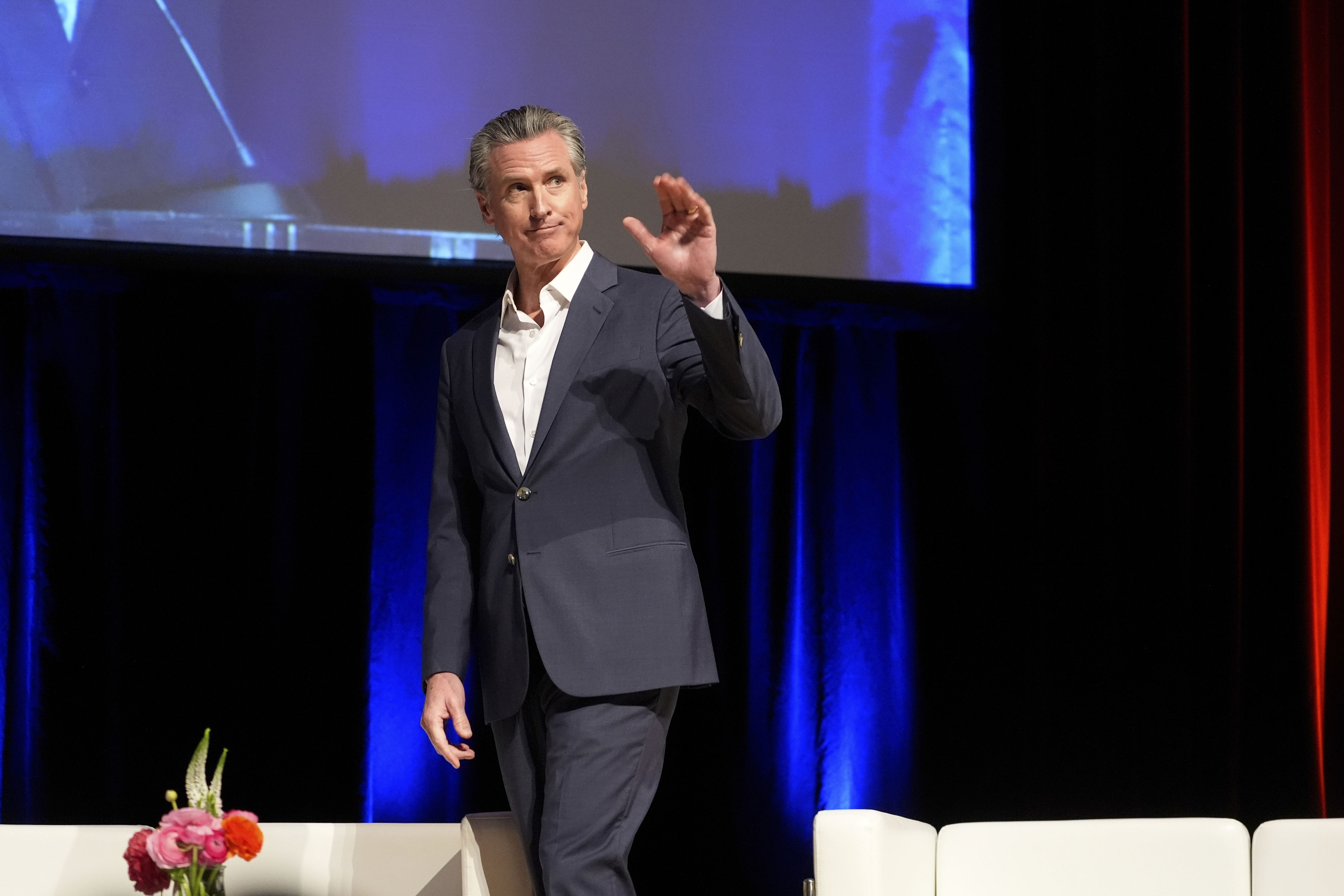 Newsom sends prepaid phones, aka 'burners', to tech CEOs