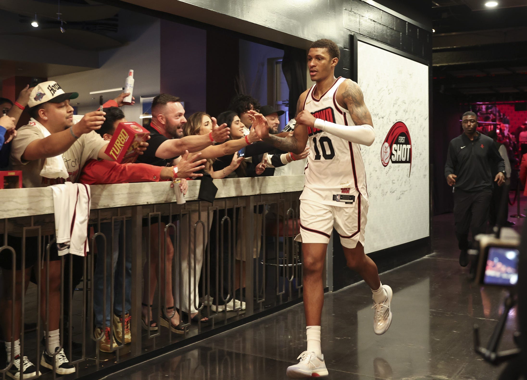 In historic comeback, Jabari Smith Jr. (30 points), Jae’Sean Tate (+30 ...