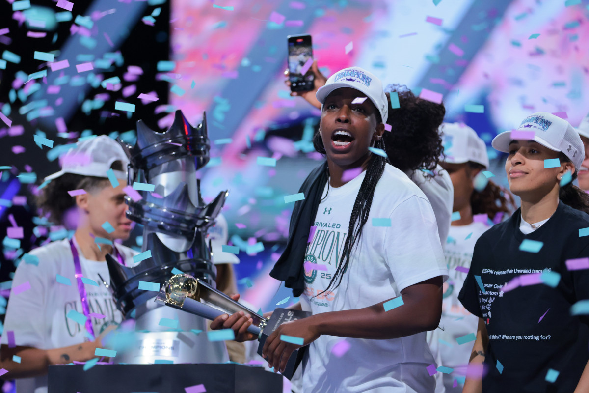 Unrivaled Makes Chelsea Gray Announcement After Championship Game