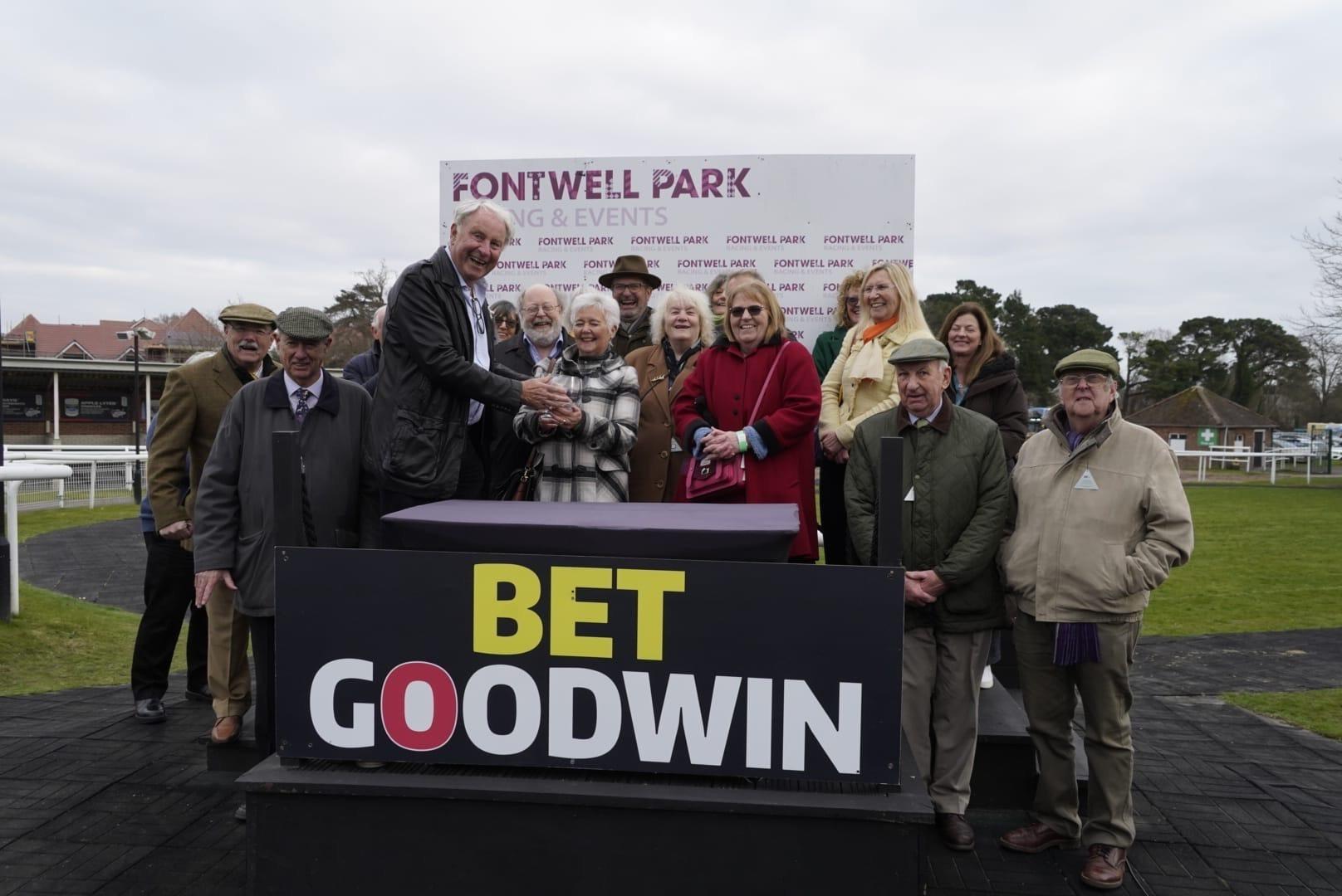 St Patrick's Day racing at Fontwell Park - in 23 photos by Clive Bennett