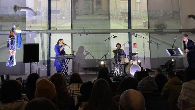 Mapi Quintana y Rubén Bada dan ritmo al Pozu Santa Bárbara