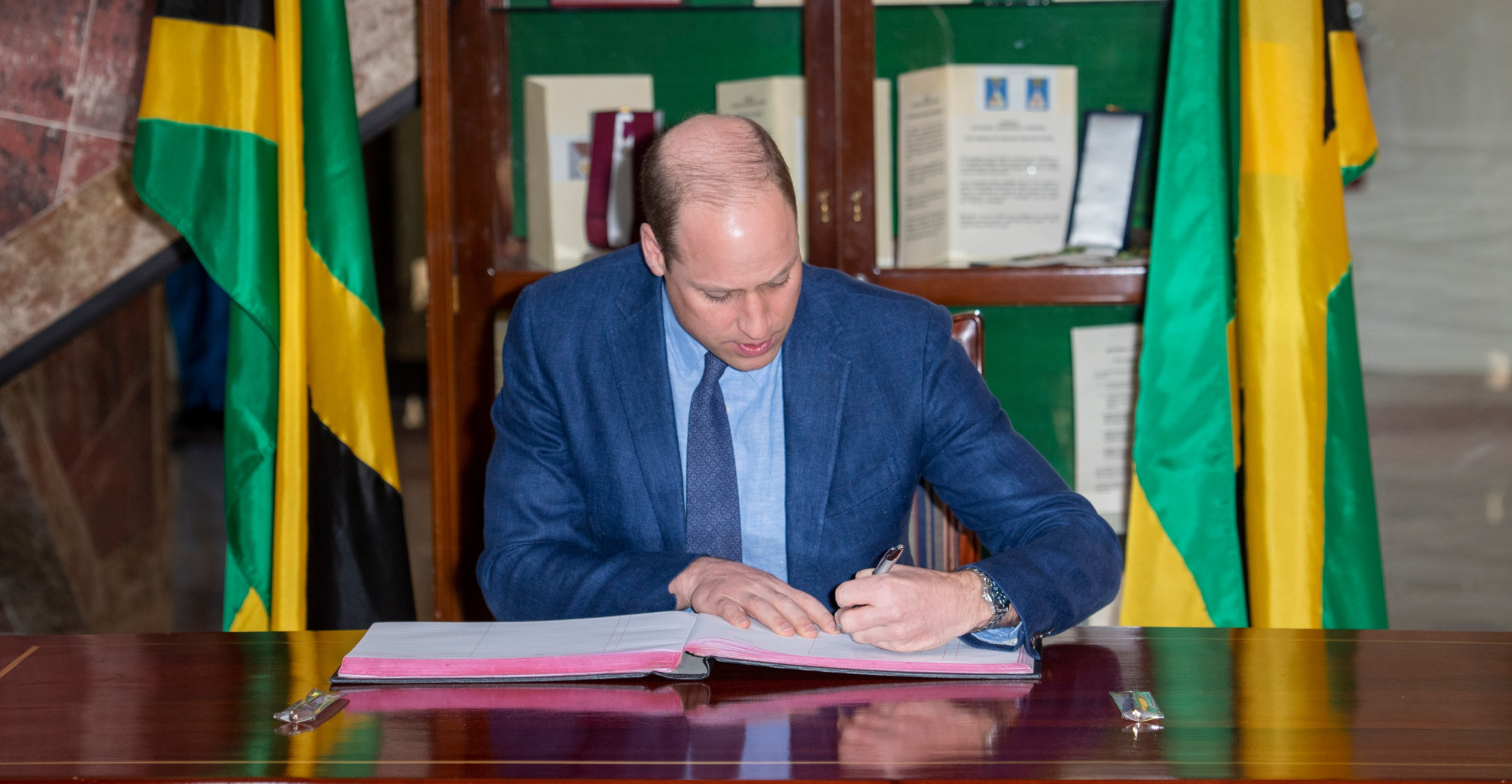 The everyday problems faced by left-handed people