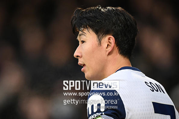 ‘축알못’ 인가, 토트넘 역대득점 7위 출신 “손흥민 충격제외" "레넌보다 못해”...EPL 173골-골든부츠 업적 ‘완전 무시’ “또 인정 못받는 SON”