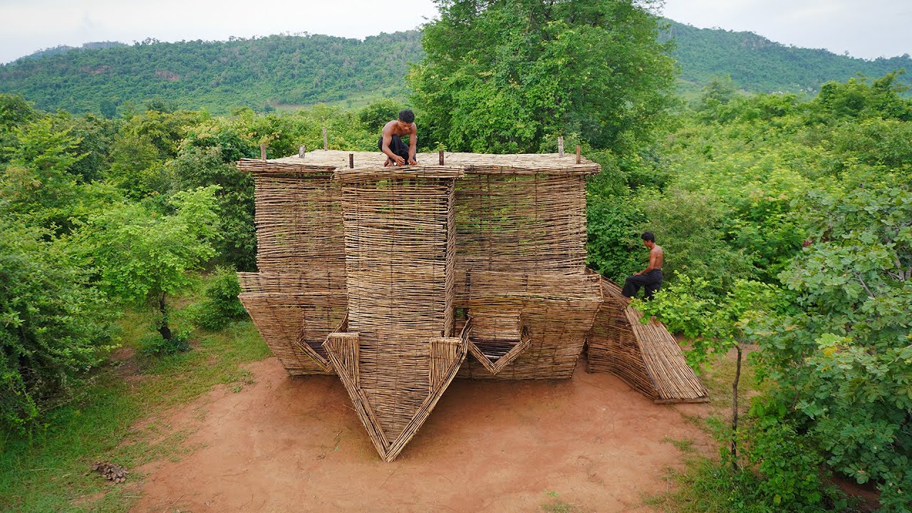 This $0 bamboo villa built by hand looks more magical than a luxury resort!