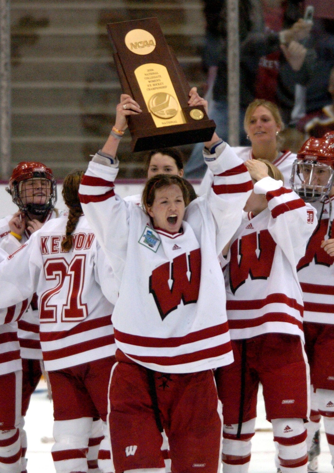Comparing the 2024-25 Wisconsin Badgers to UW's previous women's hockey ...