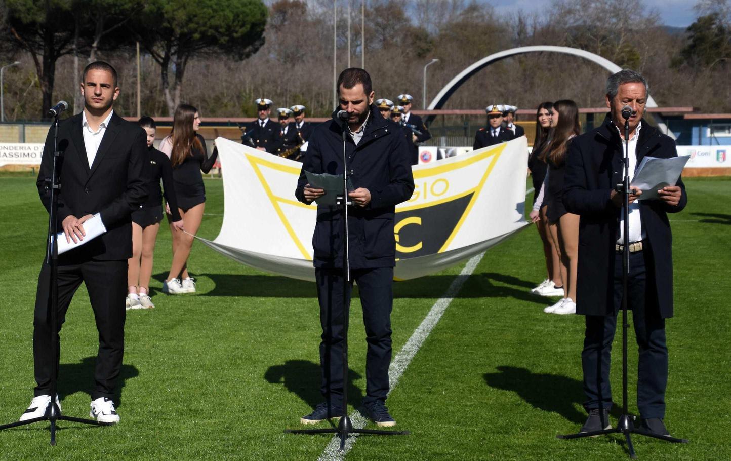 Al Genoa basta un gol per aprire il torneo. La Fiorentina cala il tris ...