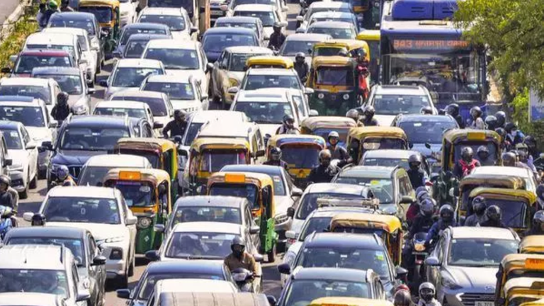 How VIP movement in central Delhi during peak hours creates a ...