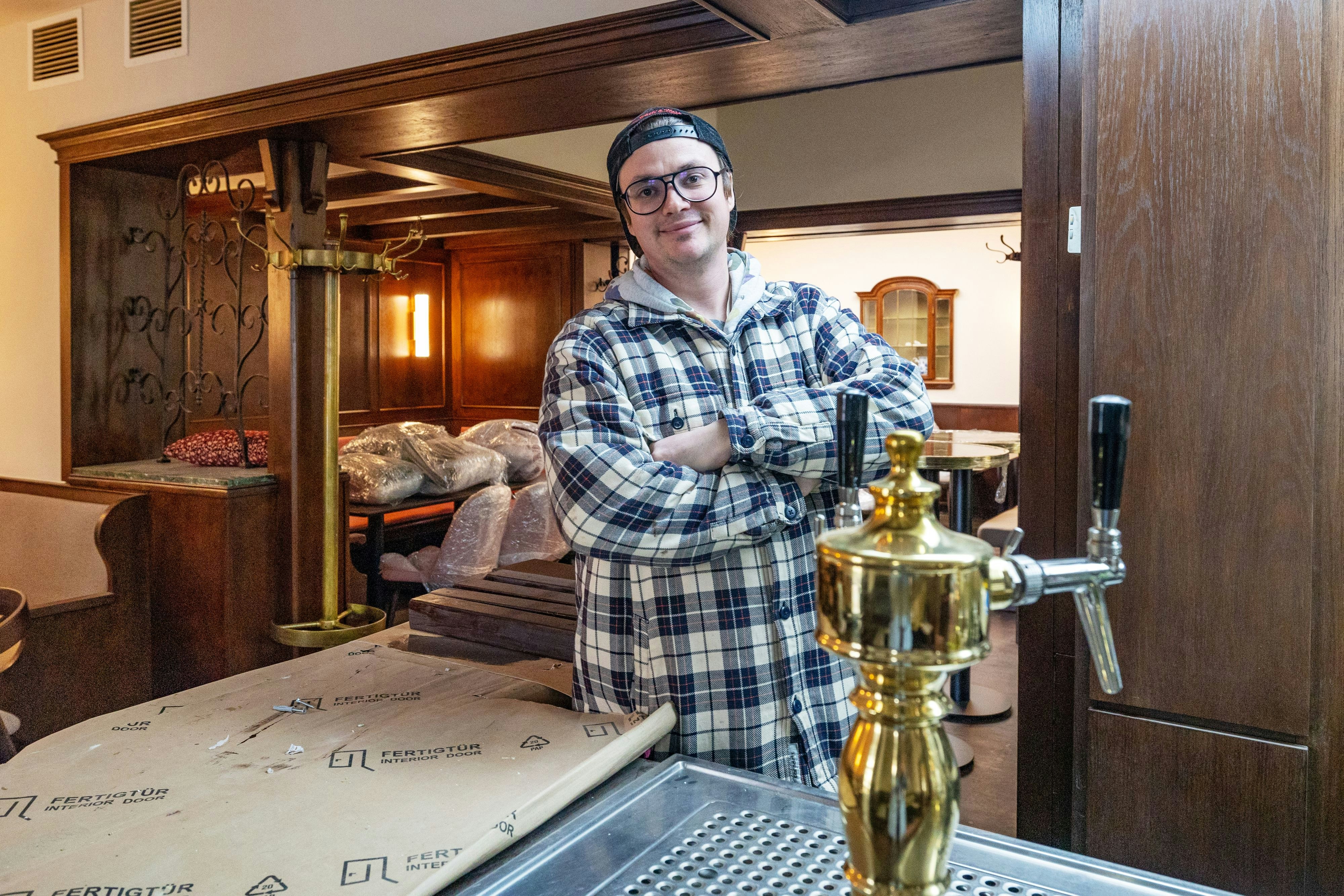 Marienbildchen in Lindenthal: Kölner Wirt belebt Traditionskneipe ...