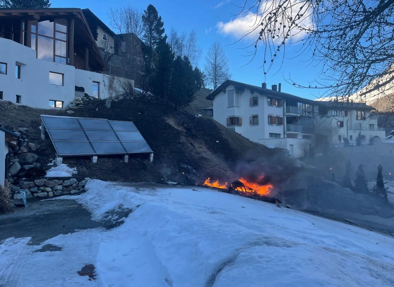 Fly på vei til Danmark styrtet i Sveits – tre antatt omkommet