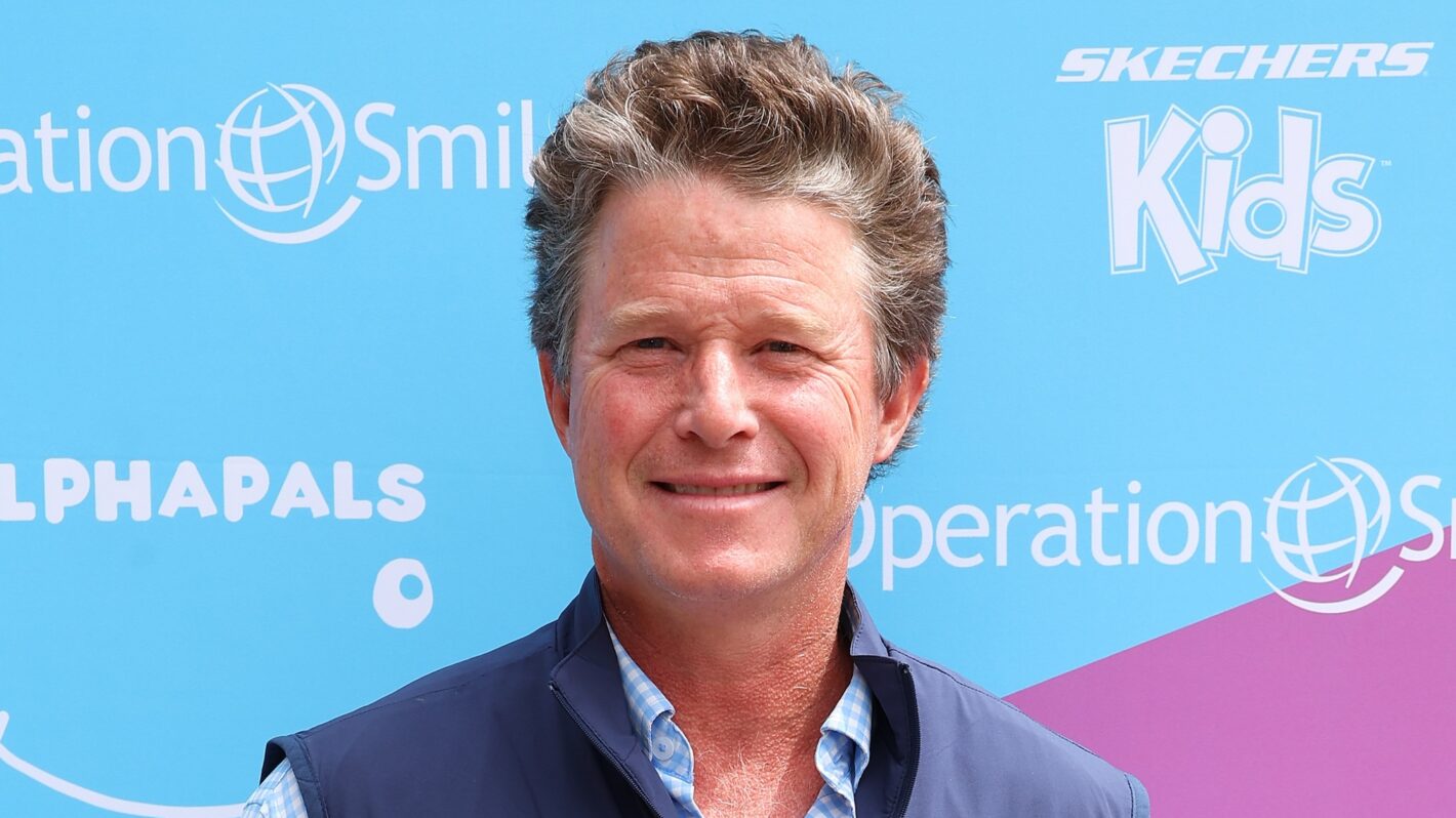Is Billy Bush Leaving ‘Extra’?