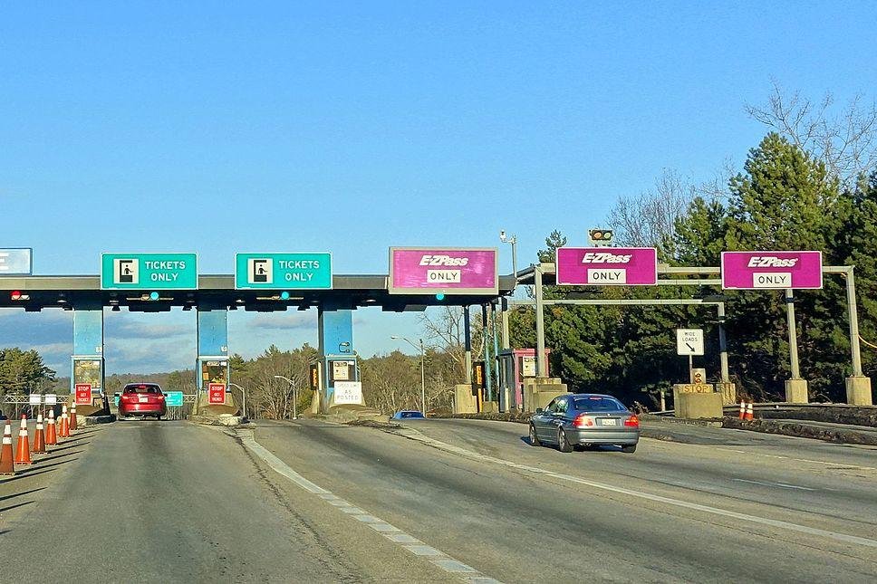Tolling agencies responding to smishing scam warning of fake unpaid tolls
