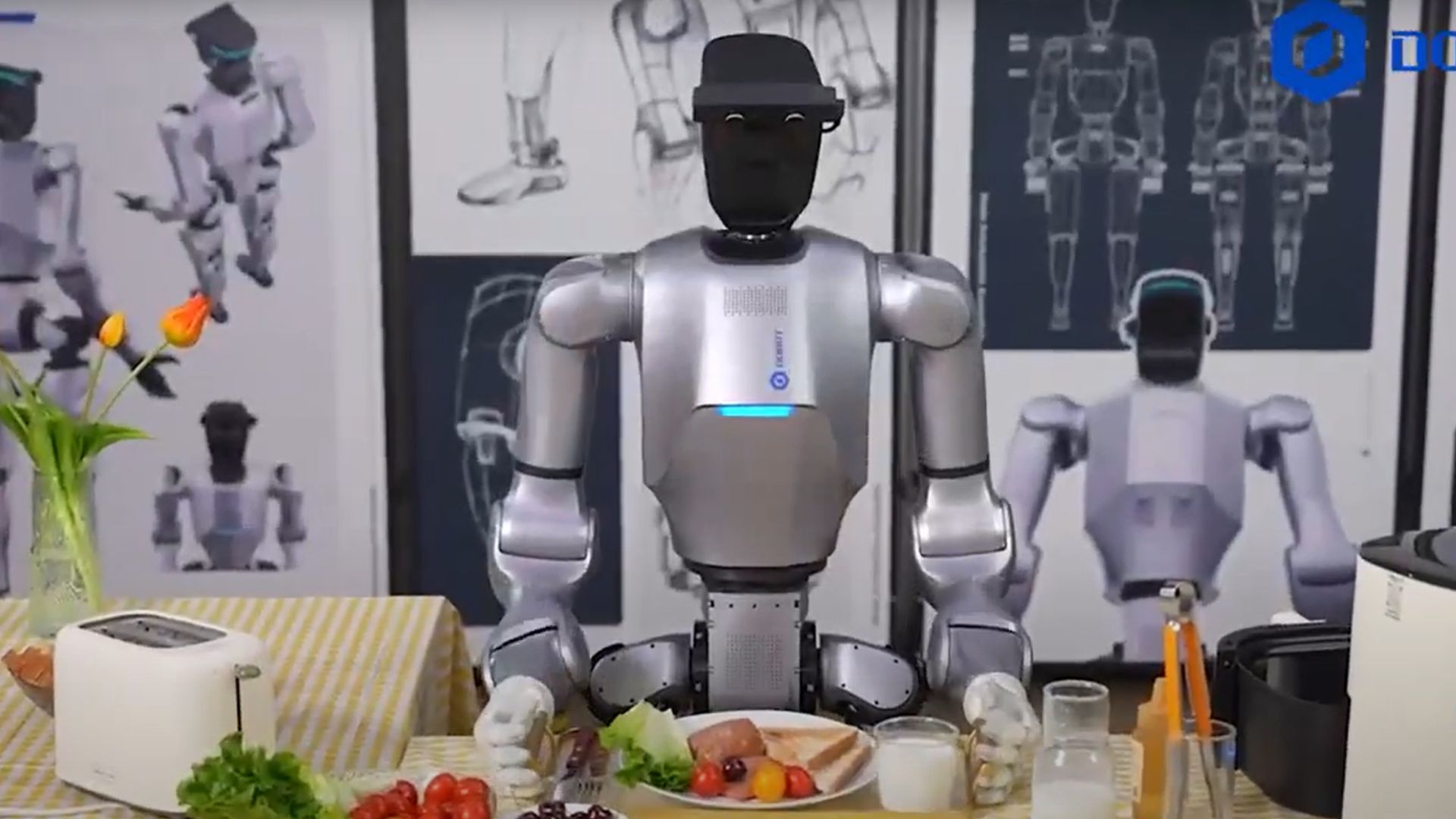 Video: China’s humanoid robot chef serves perfect toast, fresh salad ...
